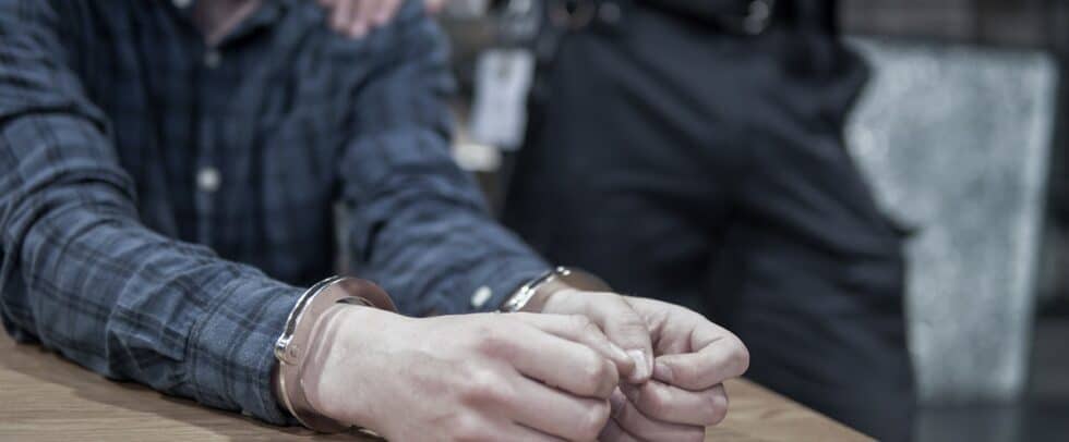 Self Defense Against Assault – The Legal Line Between Assault and Self ...